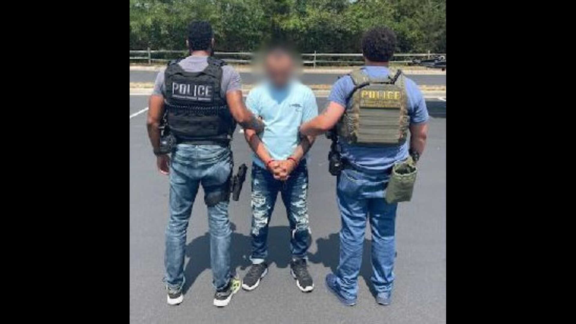 Violent Columbian Gang Member Wanted For Homicide Released Into U.S. By ...